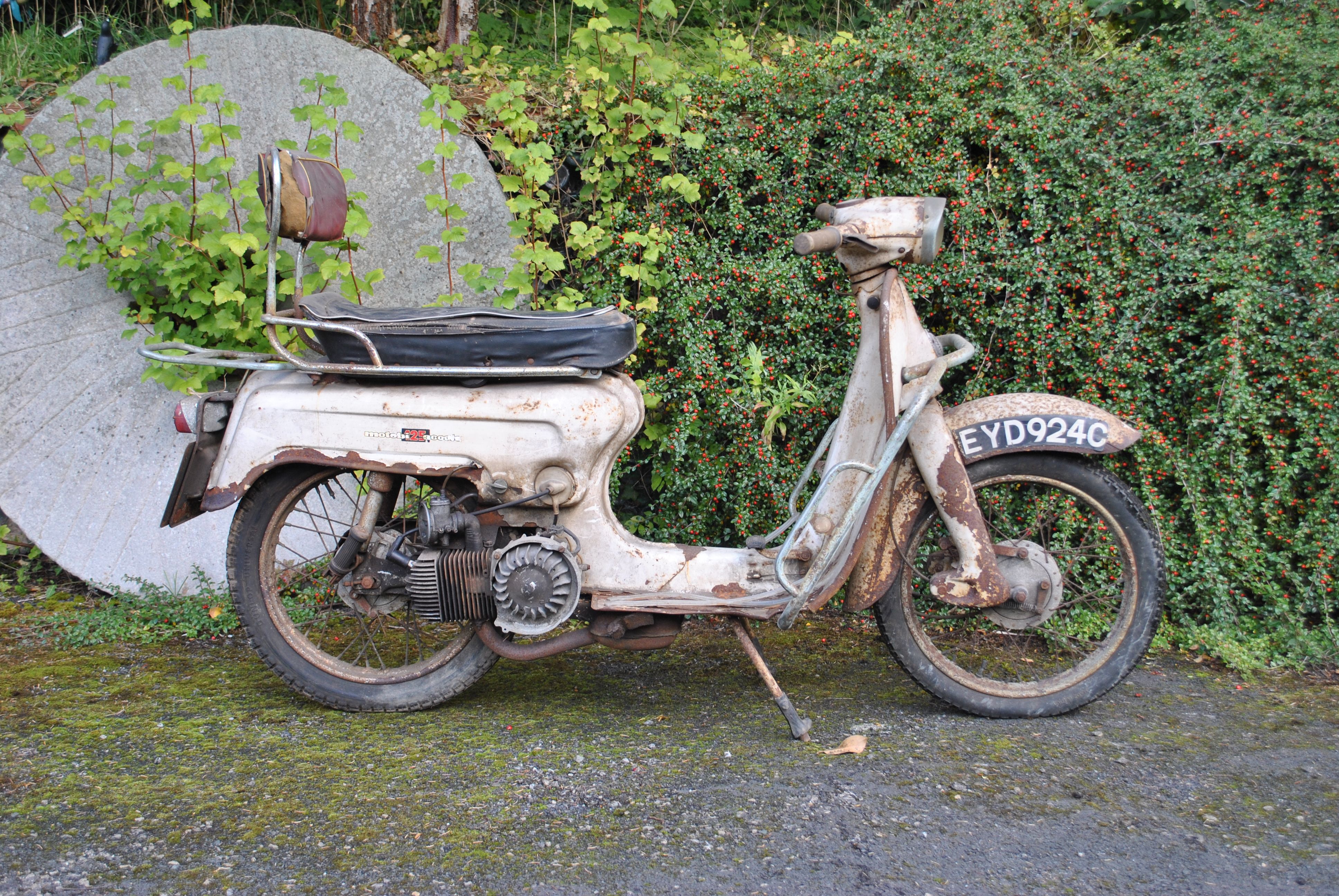 Bonhams Cars : 1965 Motobi 125cc Scooter