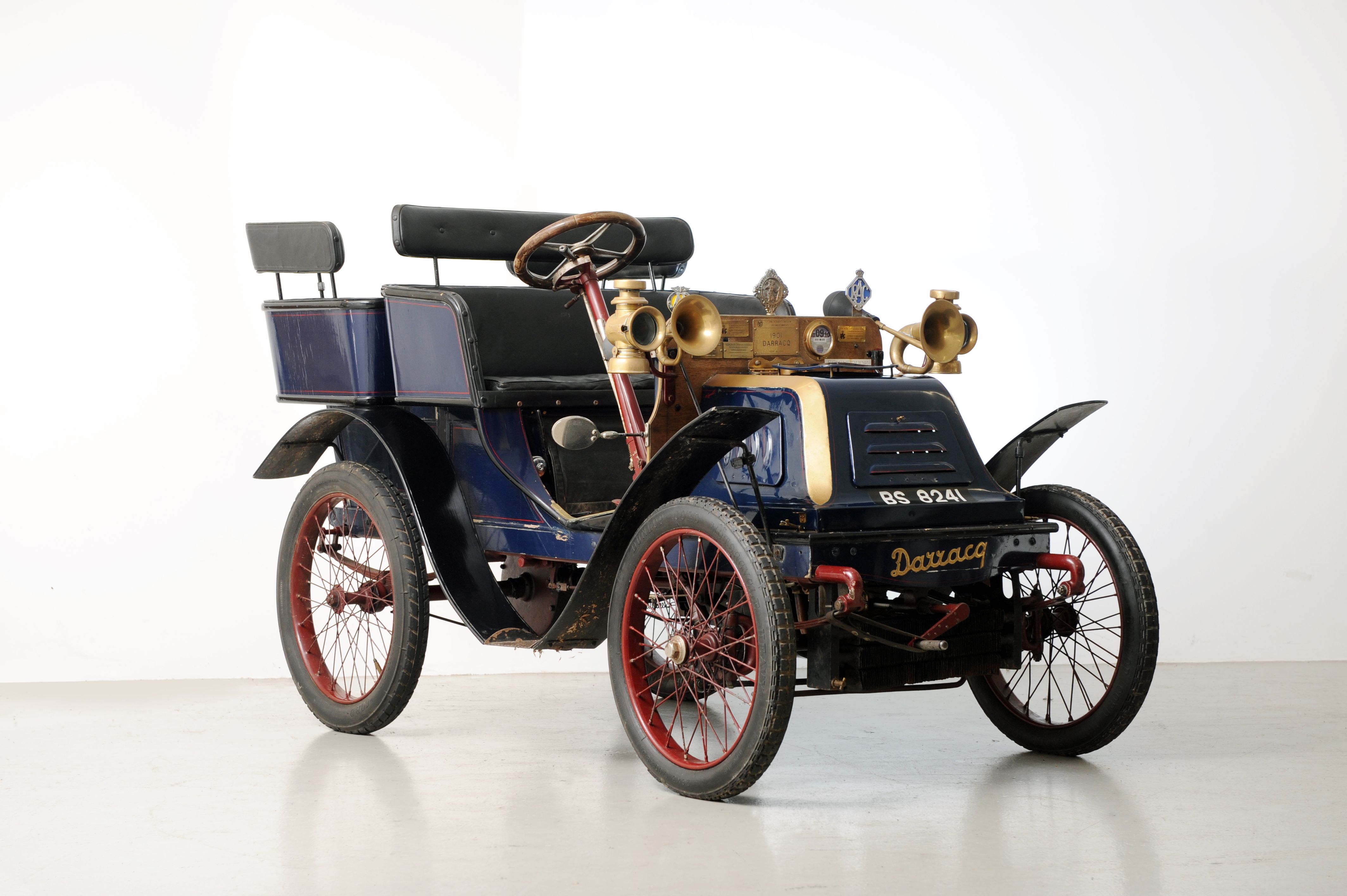 Bonhams Cars : 1901 Darracq 6½hp Rear-Entrance Tonneau Chassis no. 1199 ...