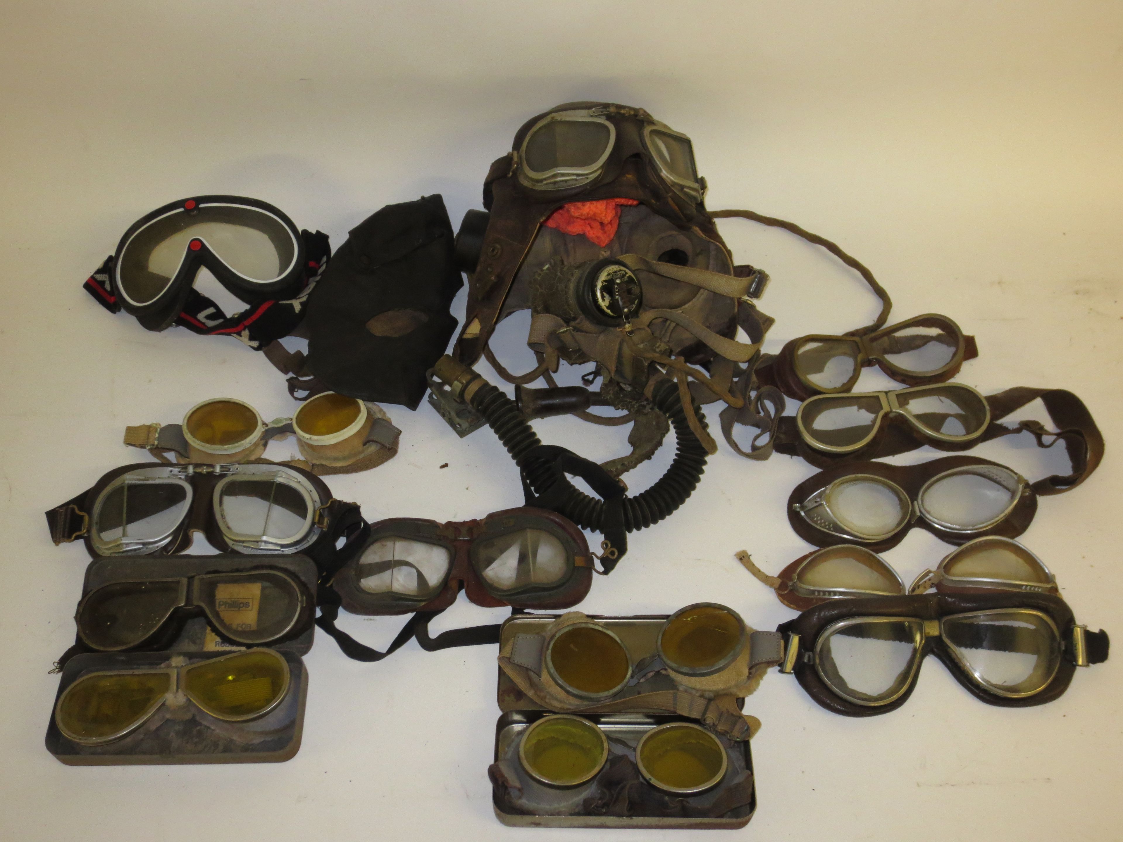 Bonhams Cars : Assorted motoring goggles,