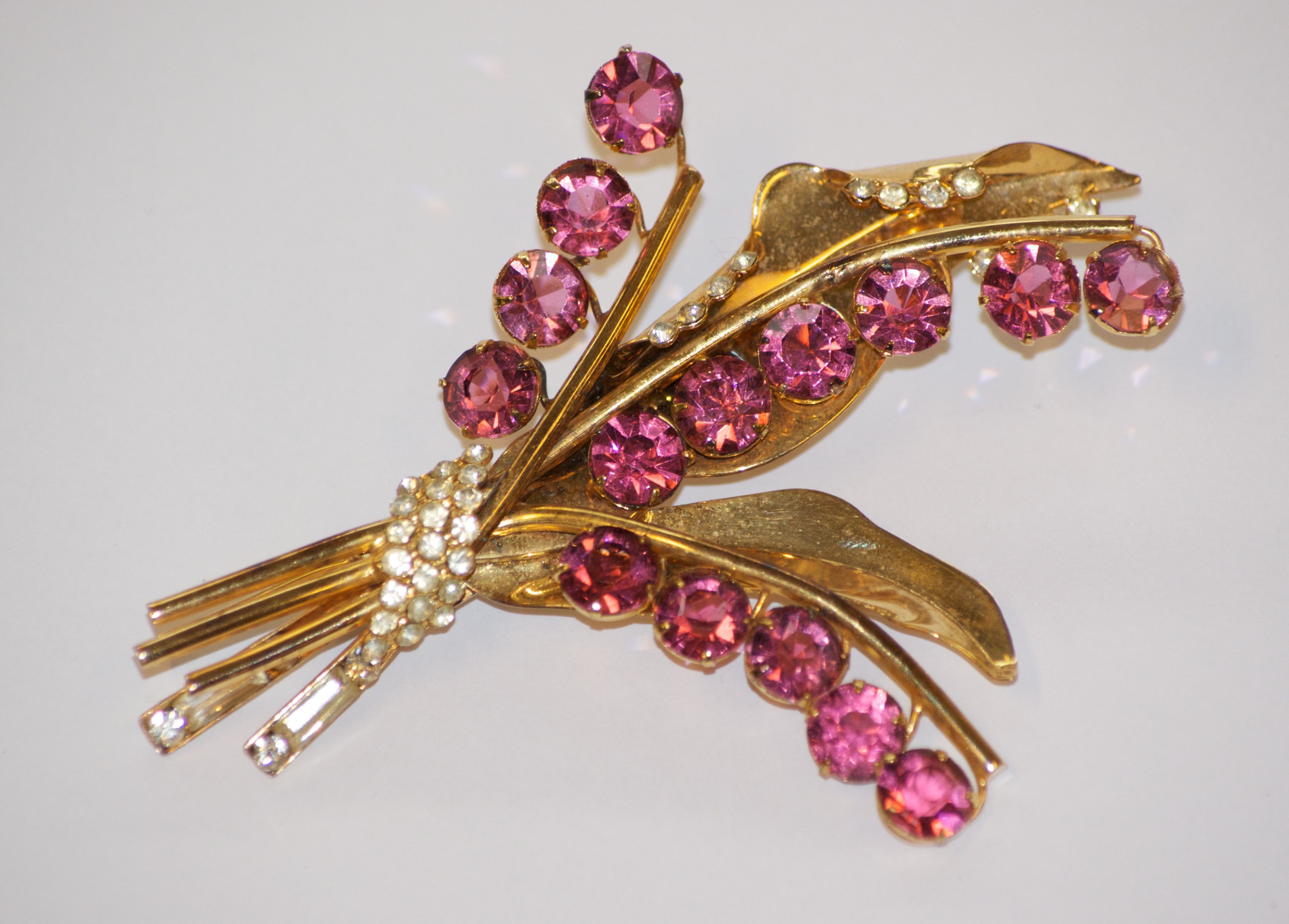 Bonhams : An Australian costume 'Originals by Simpson' spray brooch, by ...