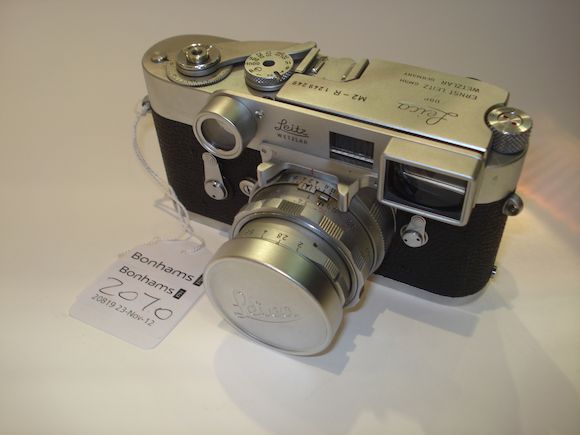 Bonhams : Leica M2R,