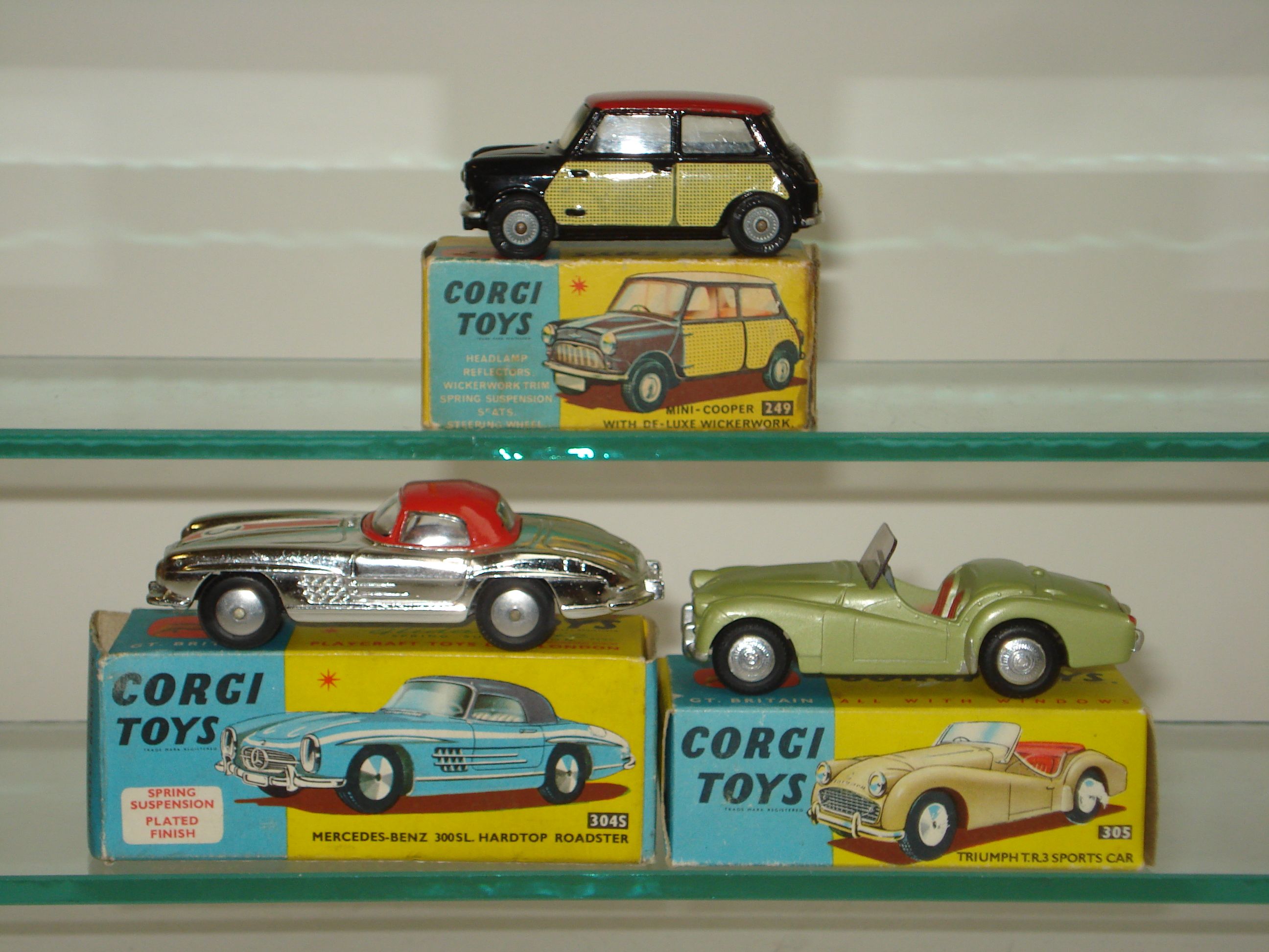 Bonhams : Corgi cars 3