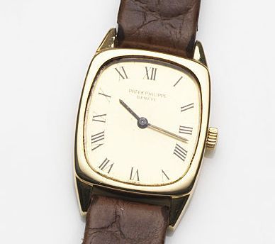 Bonhams : Patek Philippe. A lady's 18ct gold manual wind ...