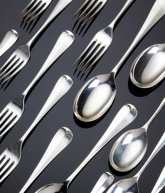 Bonhams : A silver canteen of Hanoverian rat-tail cutlery for eight ...