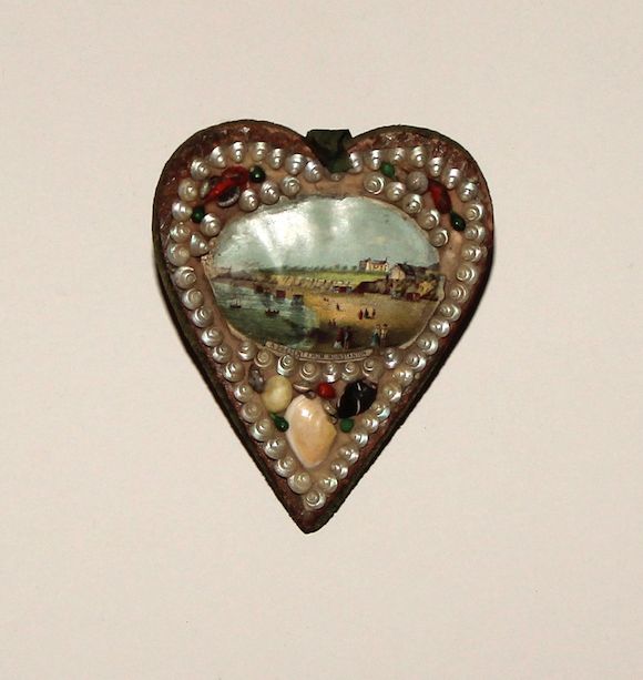 Bonhams : A collection of shellwork souvenirs, 4