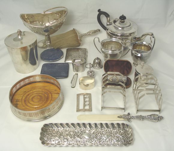 Bonhams : A collection of silver various dates and makers