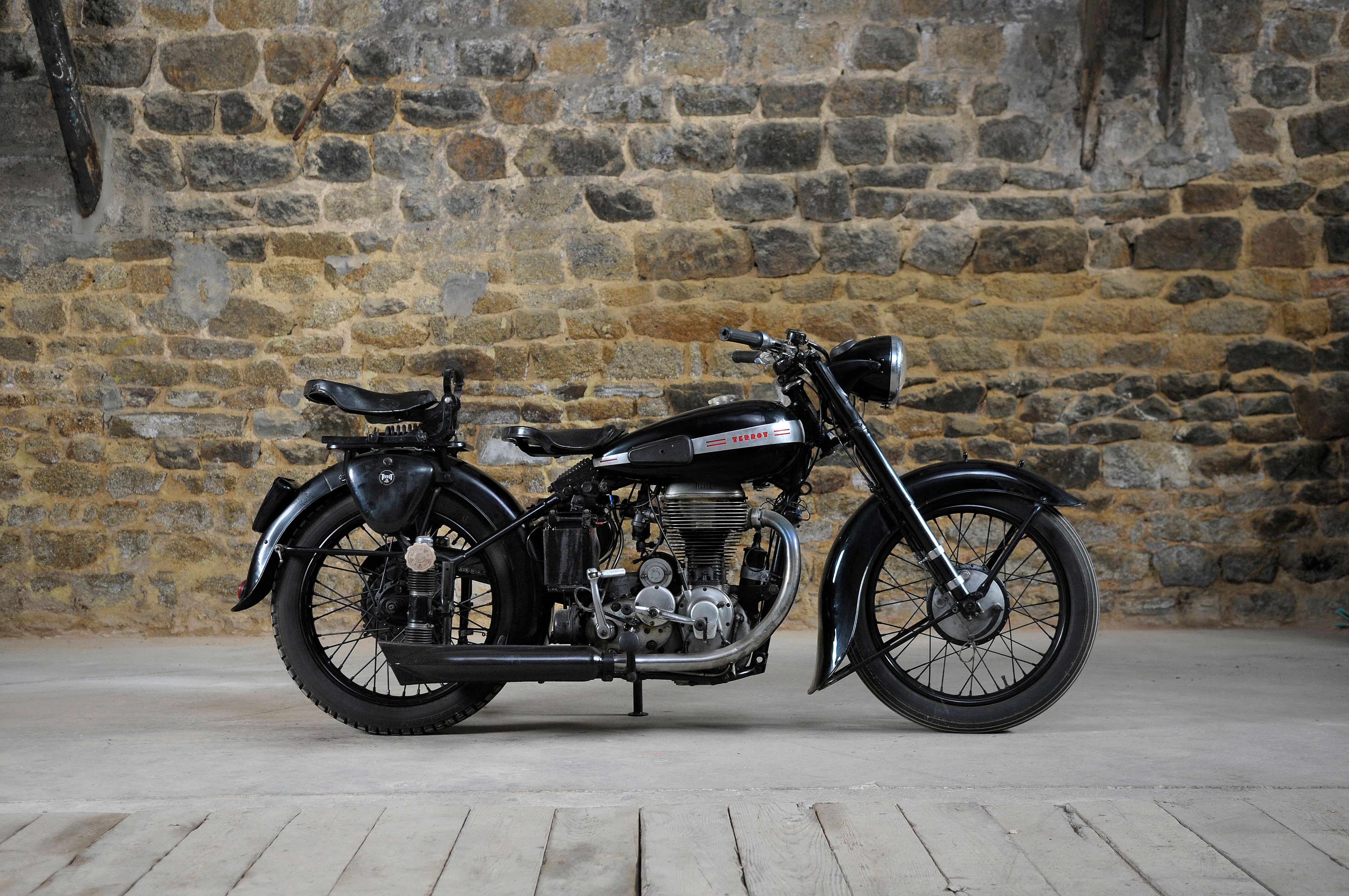 Bonhams Cars : 1950 Terrot 499cc Type RGST 'Grand Sport' Frame no ...