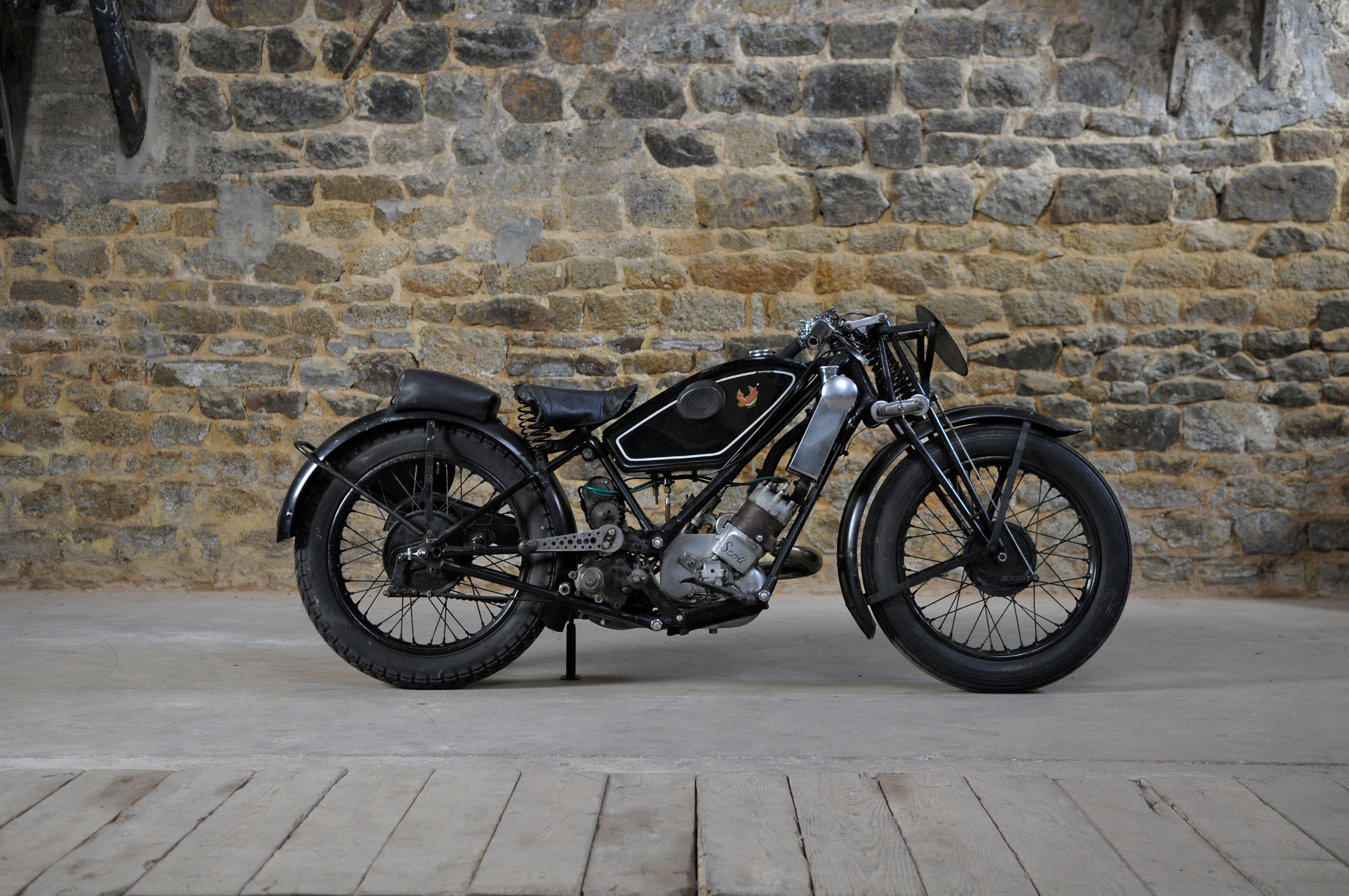 Bonhams Cars : c.1934 Scott 498cc Flying Squirrel Racing Motorcycle ...