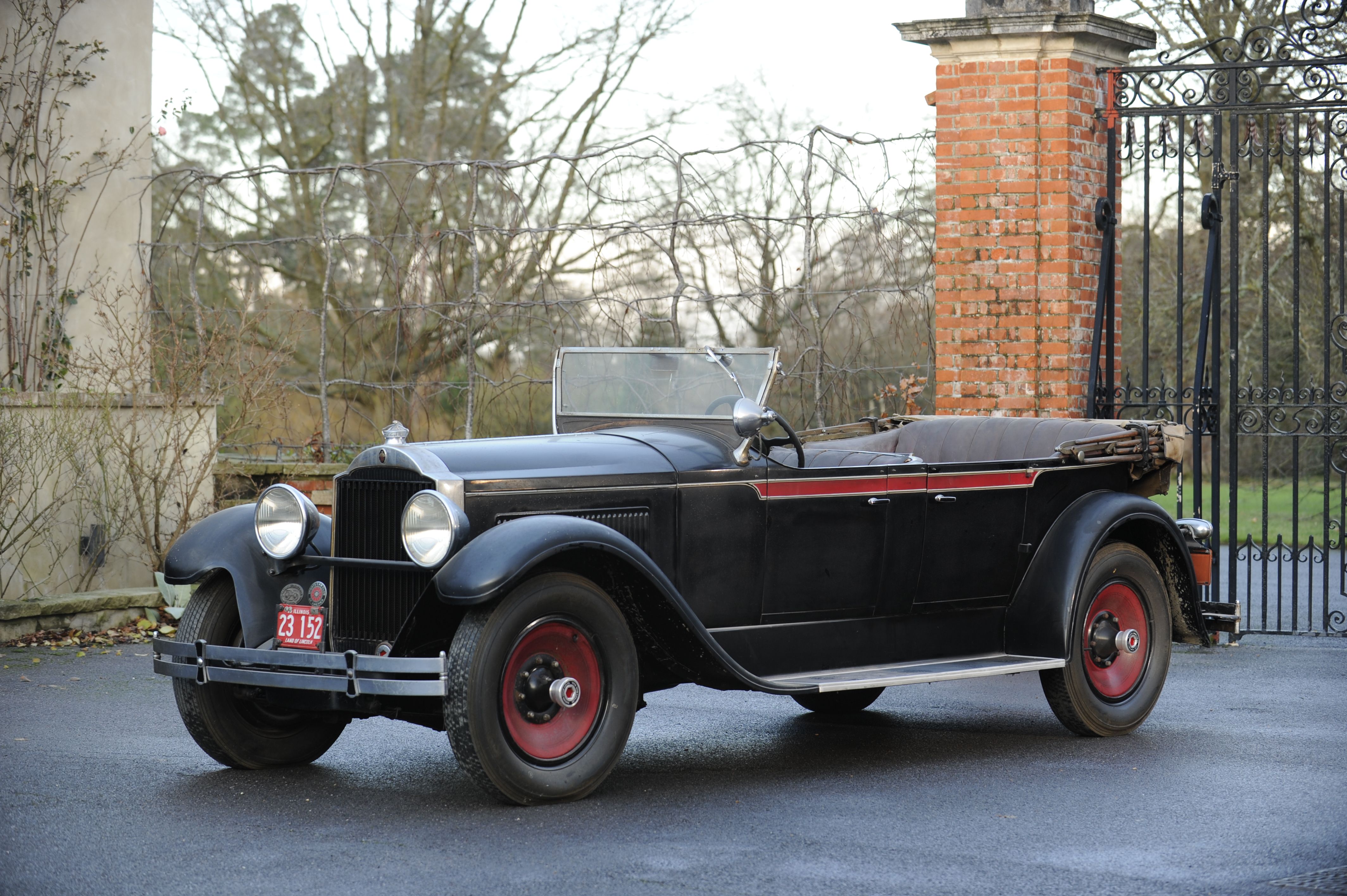 Bonhams Cars : Propriété de la même famille depuis son origine,1929 ...
