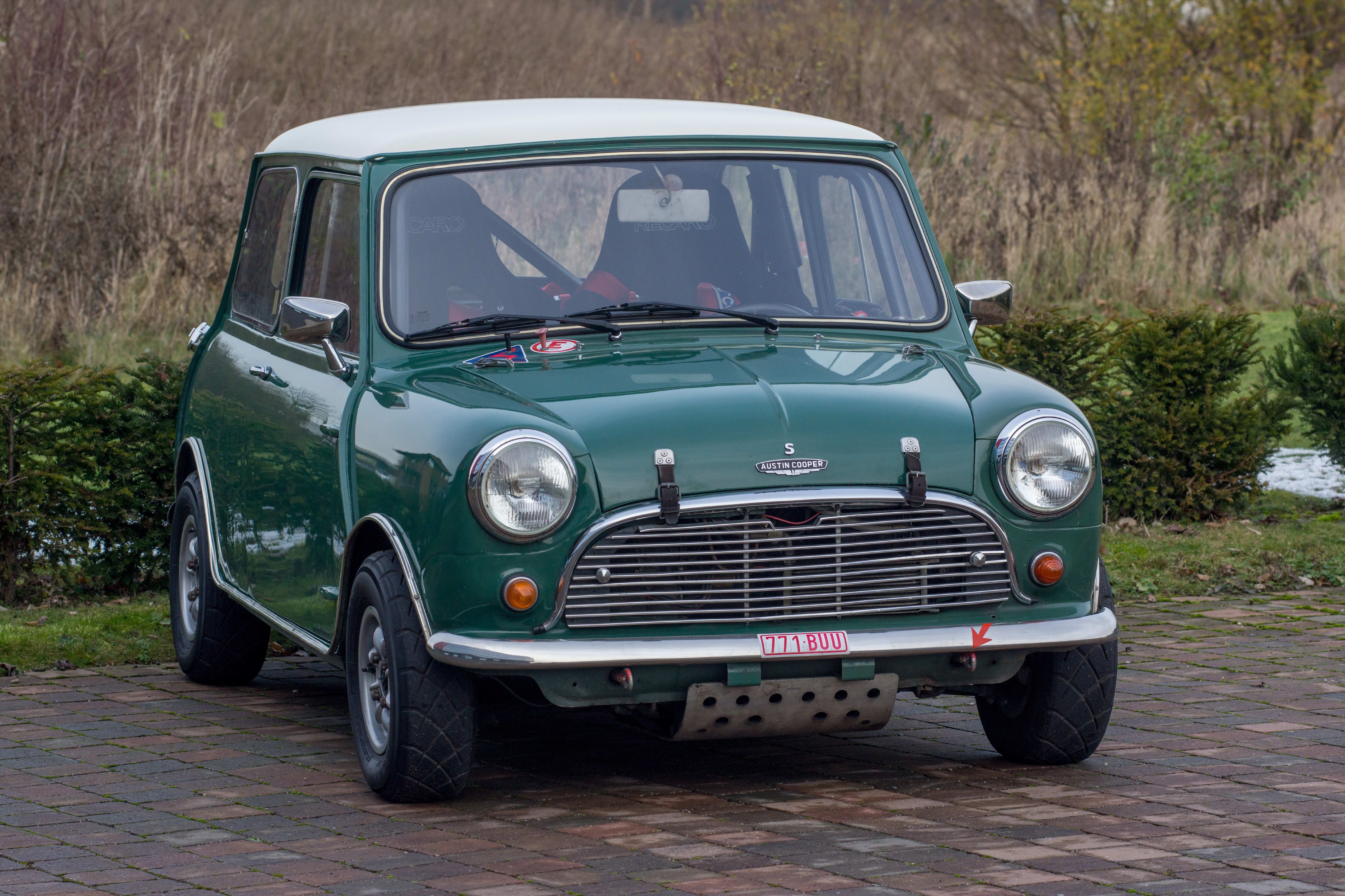 1964 Austin Mini Cooper S 1275 compétition Chassis no. CA2S7487743 ...