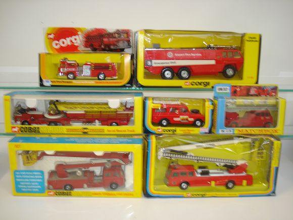 Bonhams : Corgi and other makes Fire engines 20