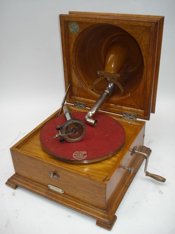 Bonhams : A Pathé 'Elf' bowl-in-lid gramophone,