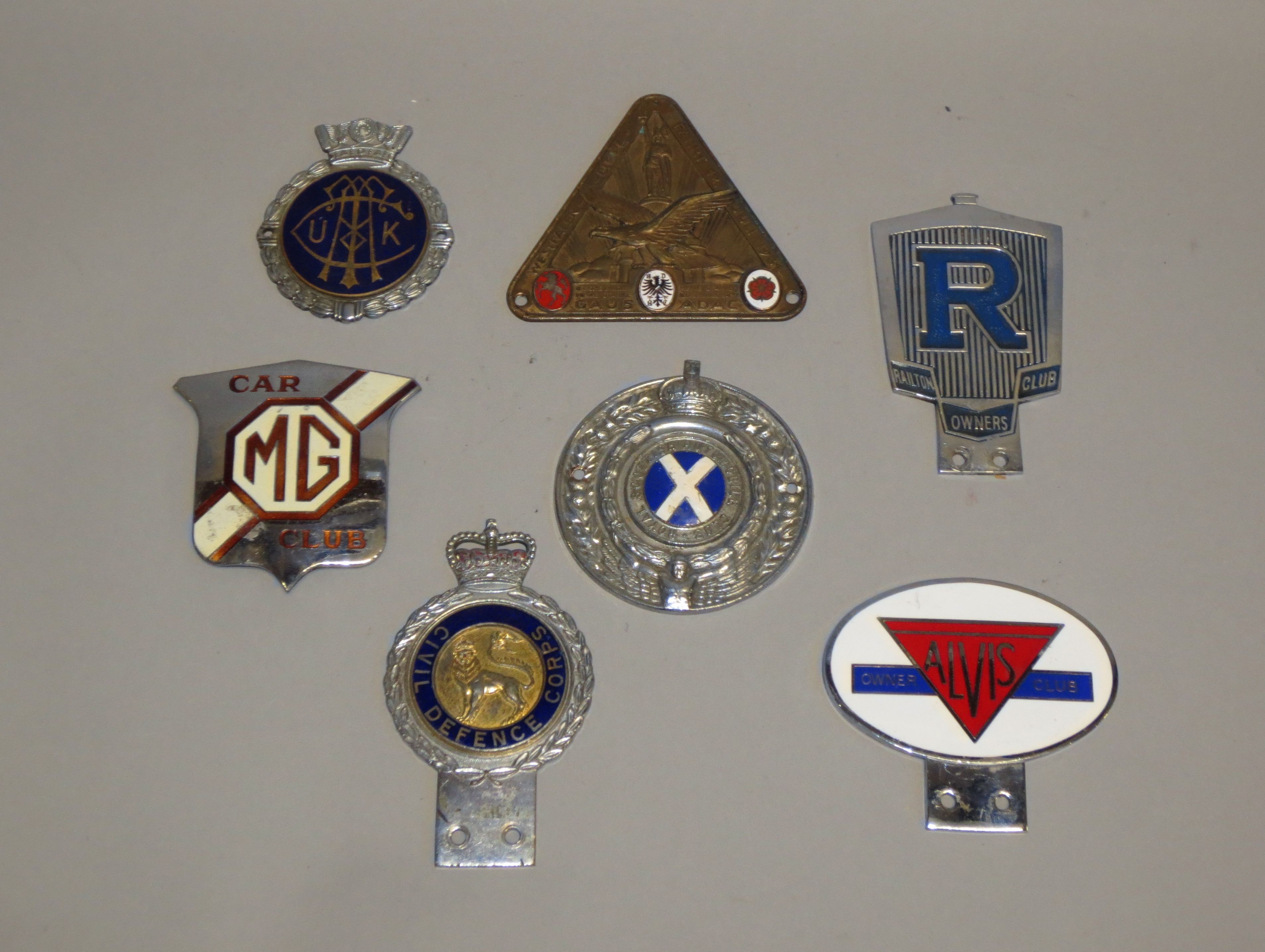 Bonhams Cars : Assorted motoring badges,