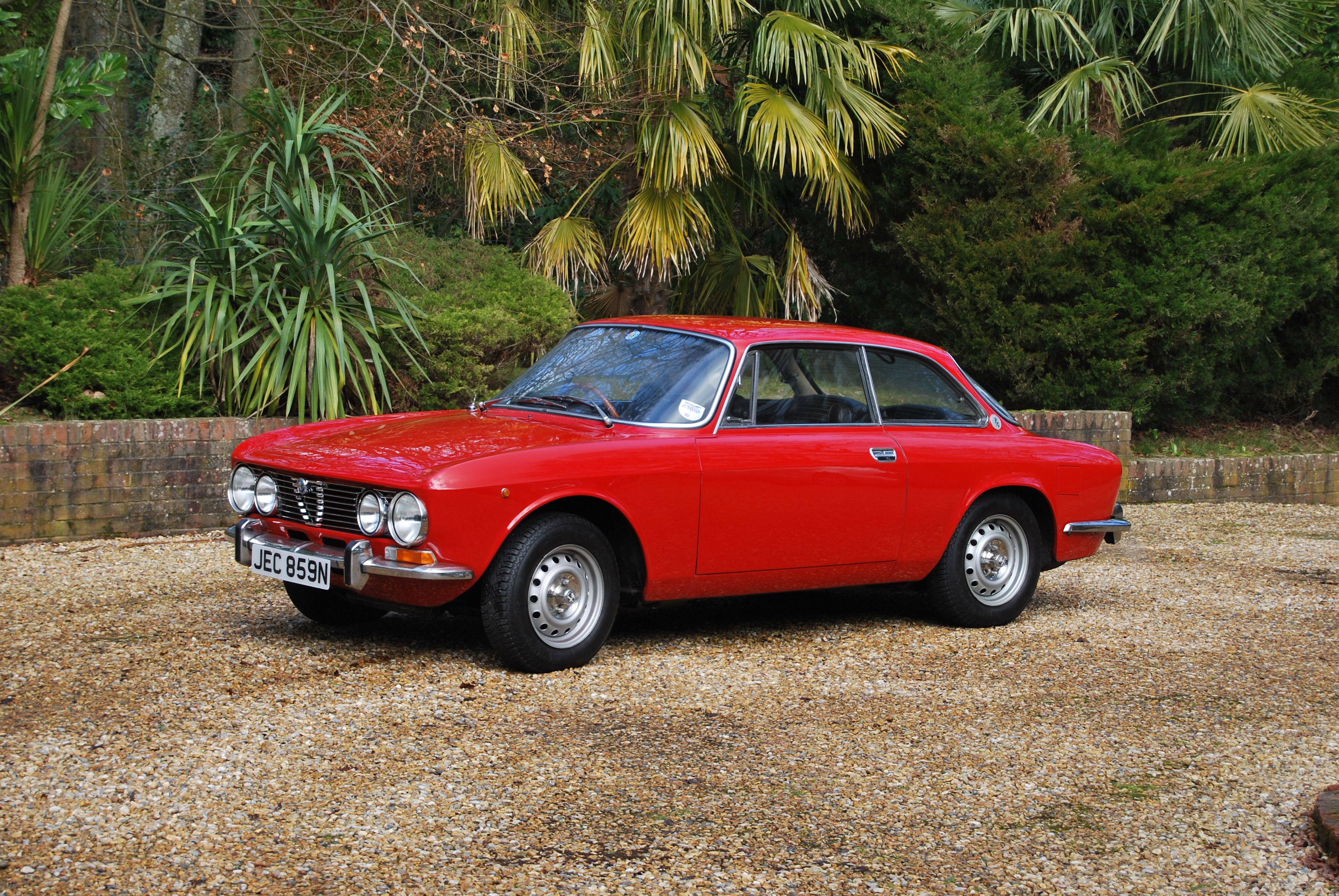 Bonhams Cars : 1975 Alfa Romeo 2000 GTV Coupé Chassis no. AR2413801 ...