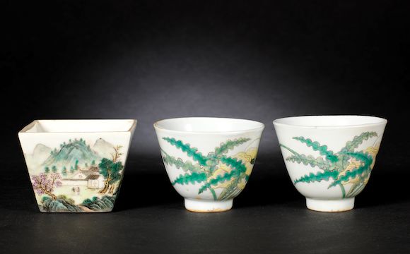Bonhams : Three small enamelled vessels Hongxian four-character marks