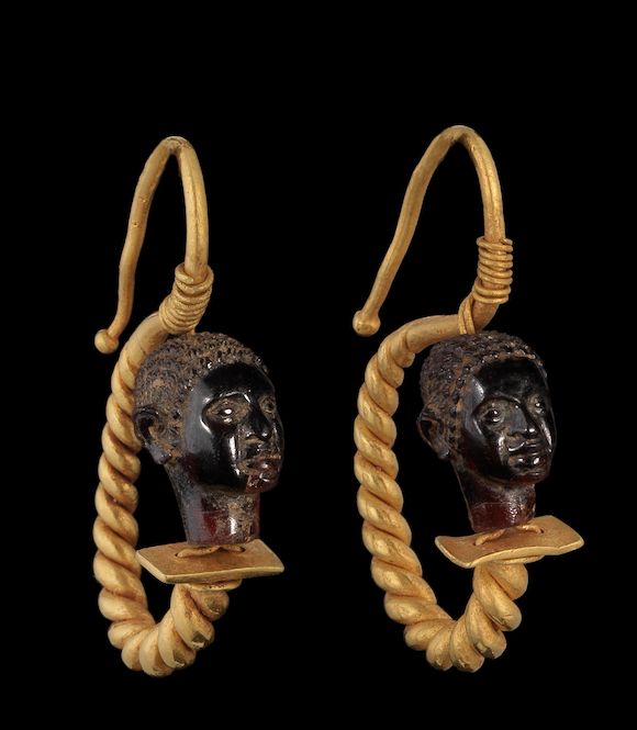 Bonhams : A pair of Roman gold and garnet African head earrings 2