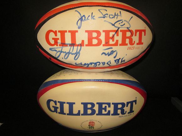 Bonhams : England hand signed rugby balls