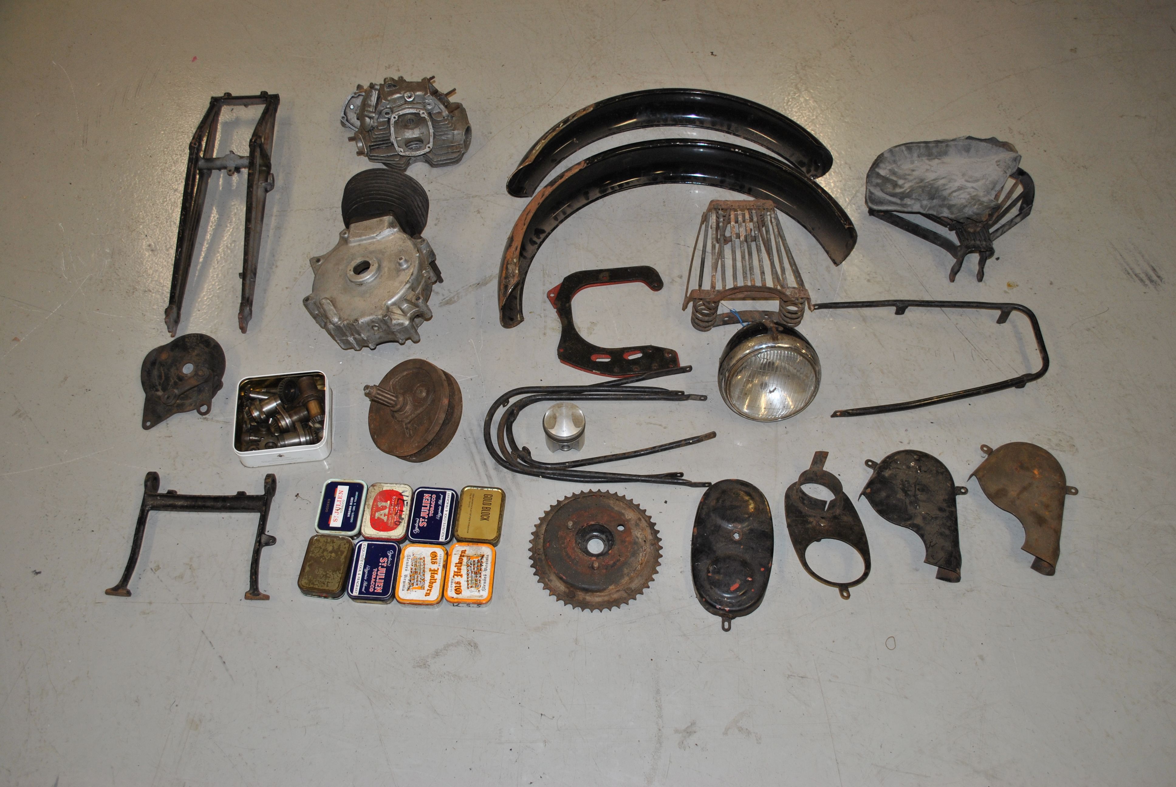 Bonhams Cars : A quantity of Velocette KSS spares