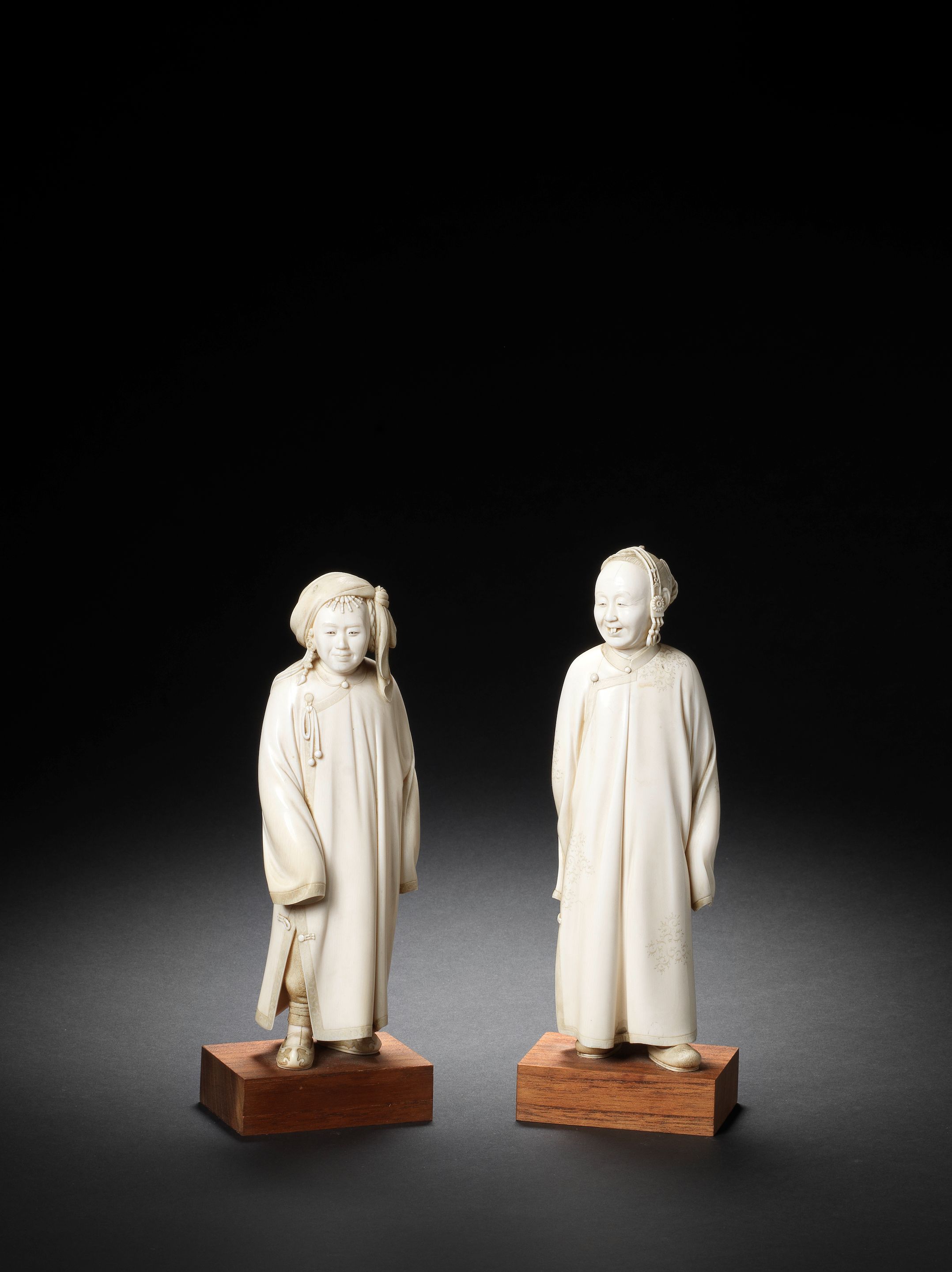 Bonhams : A pair of ivory figures of Manchurians By Yoshida Sosai (1865 ...