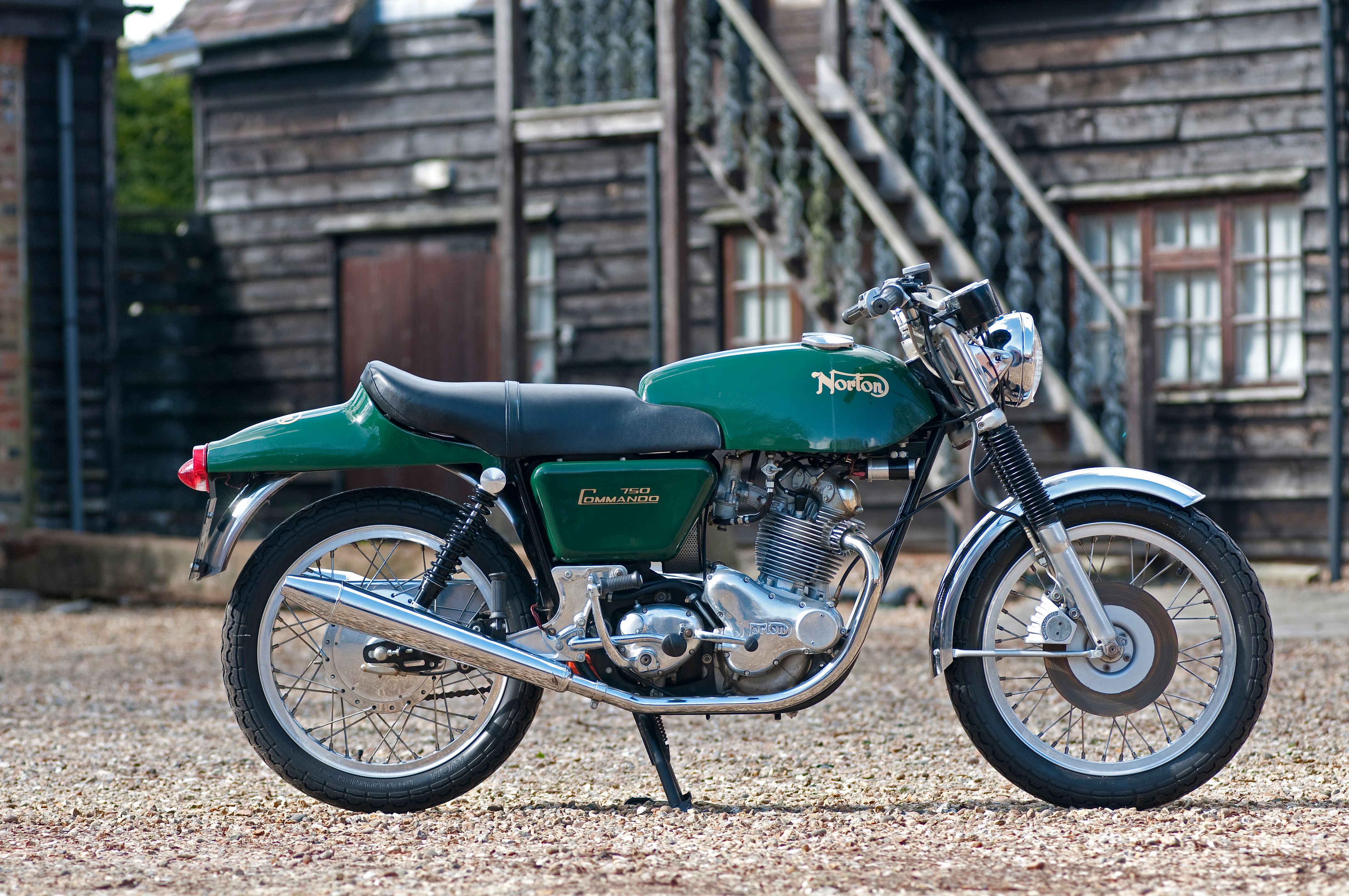 1972 Norton 750cc Commando 'Gus Kuhn' Production Racing Motorcycle ...