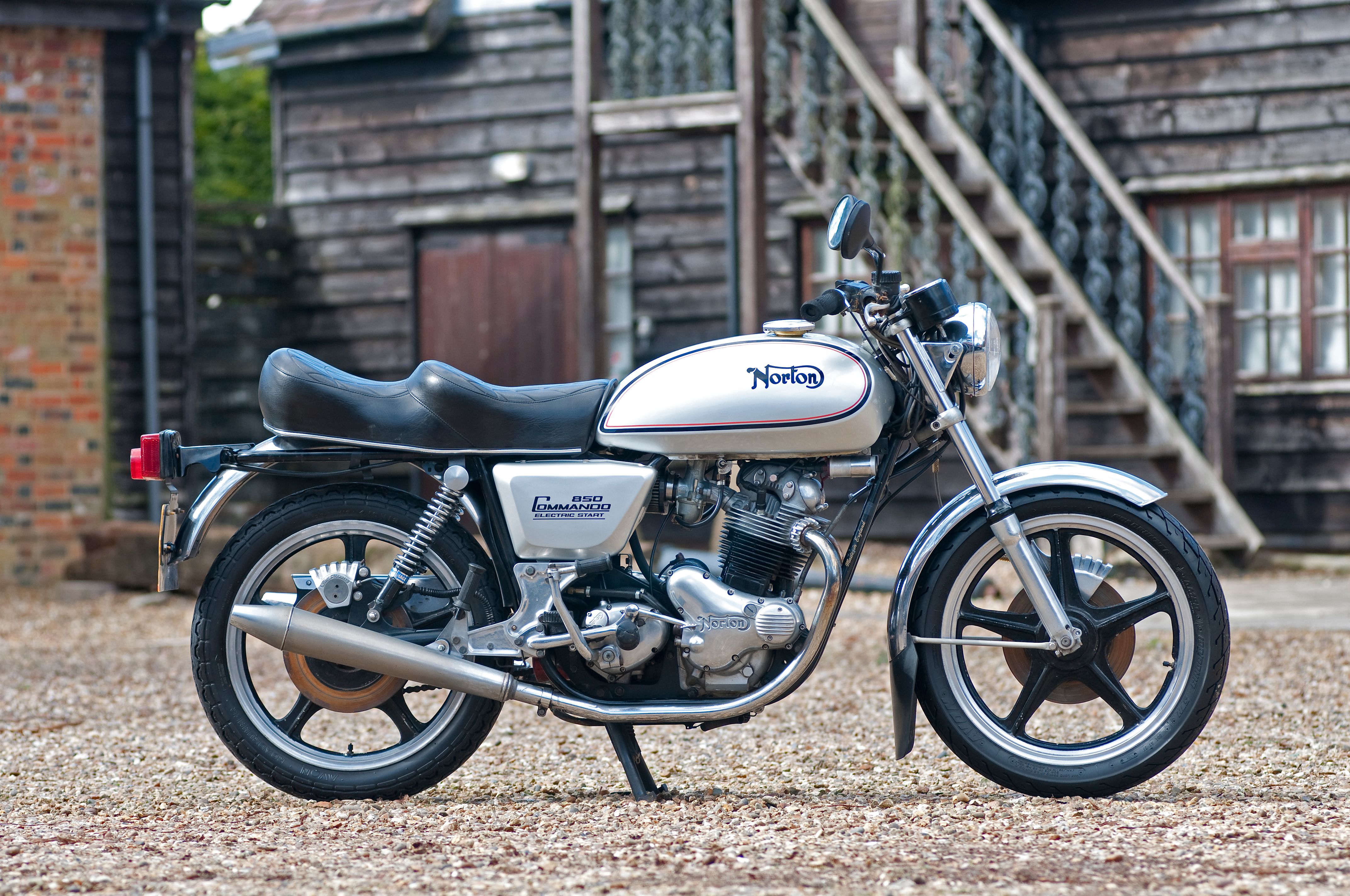 Bonhams Cars : 1977 Norton Commando 850 MkIII Frame no. 850 335228 ...