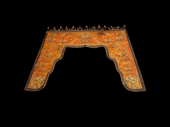 Bonhams : A Chinese kesi-weave dragon pelmet, 19th century