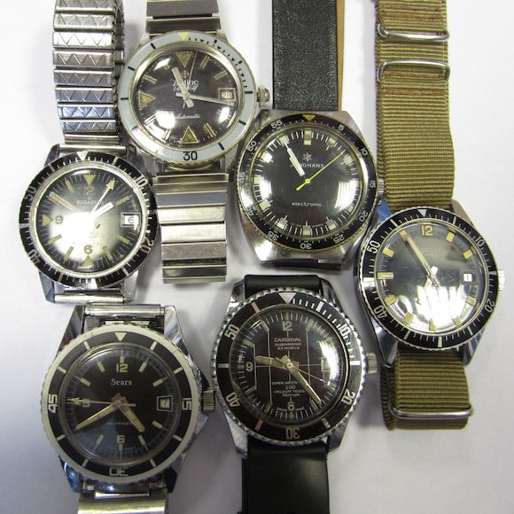 Bonhams : A lot of six dive watches with rotating bezels
