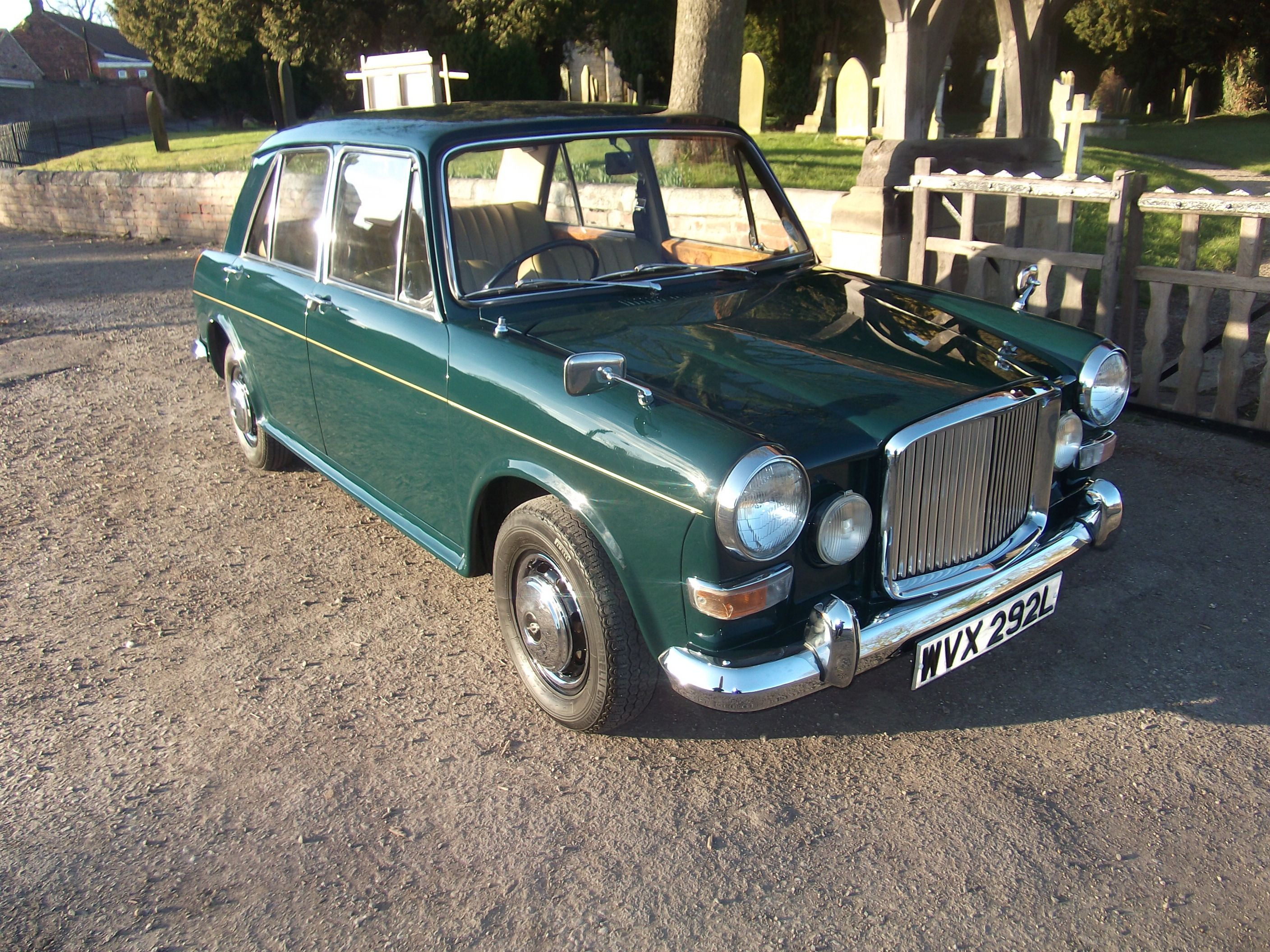 Bonhams Cars : 1972 Vanden Plas Princess 1300 Saloon, Chassis no. VAS2 ...