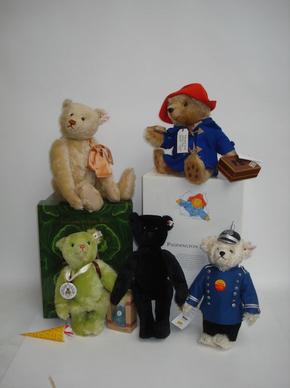 Bonhams : Five modern Steiff Teddy bears 5