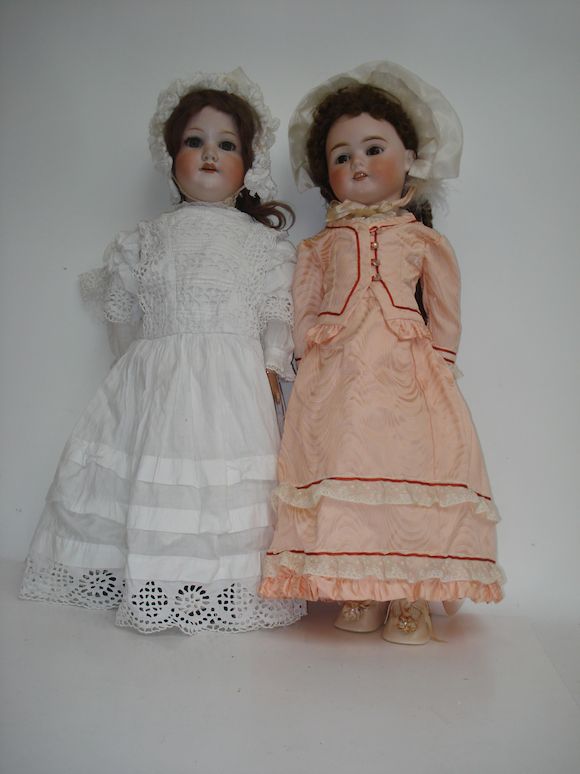 Bonhams : 'Mignon' bisque head doll 2