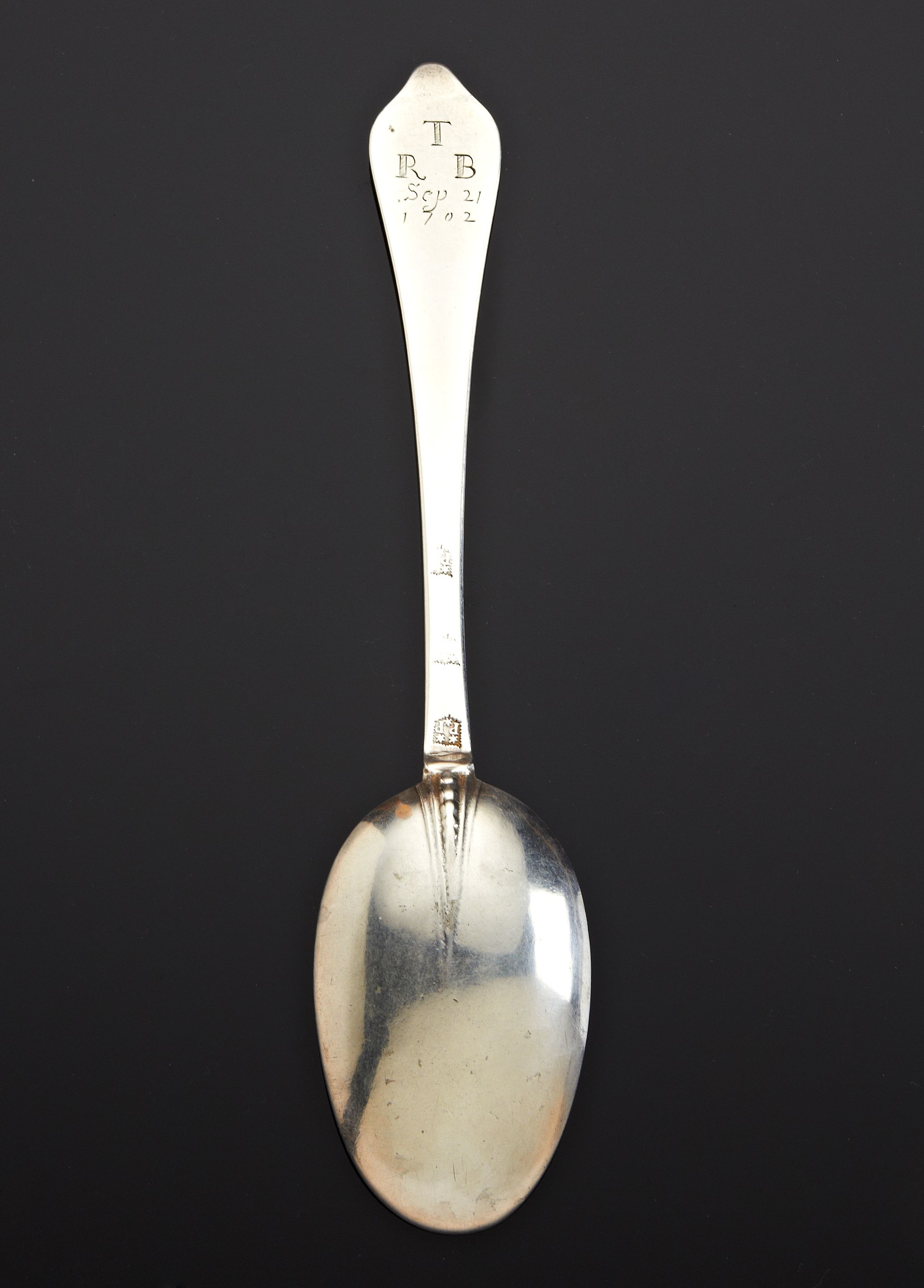 Bonhams : A Queen Anne silver dog nose, beaded rat-tail table spoon ...
