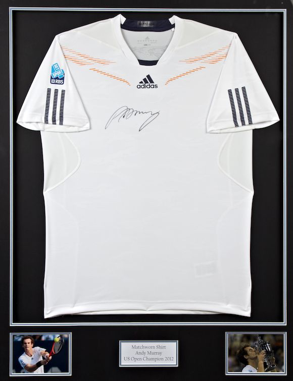 Bonhams : Andy Murrays hand signed U.S. Open final match worn shirt