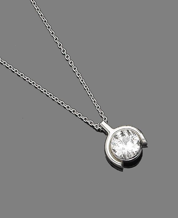 Bonhams : A diamond single-stone pendant necklace