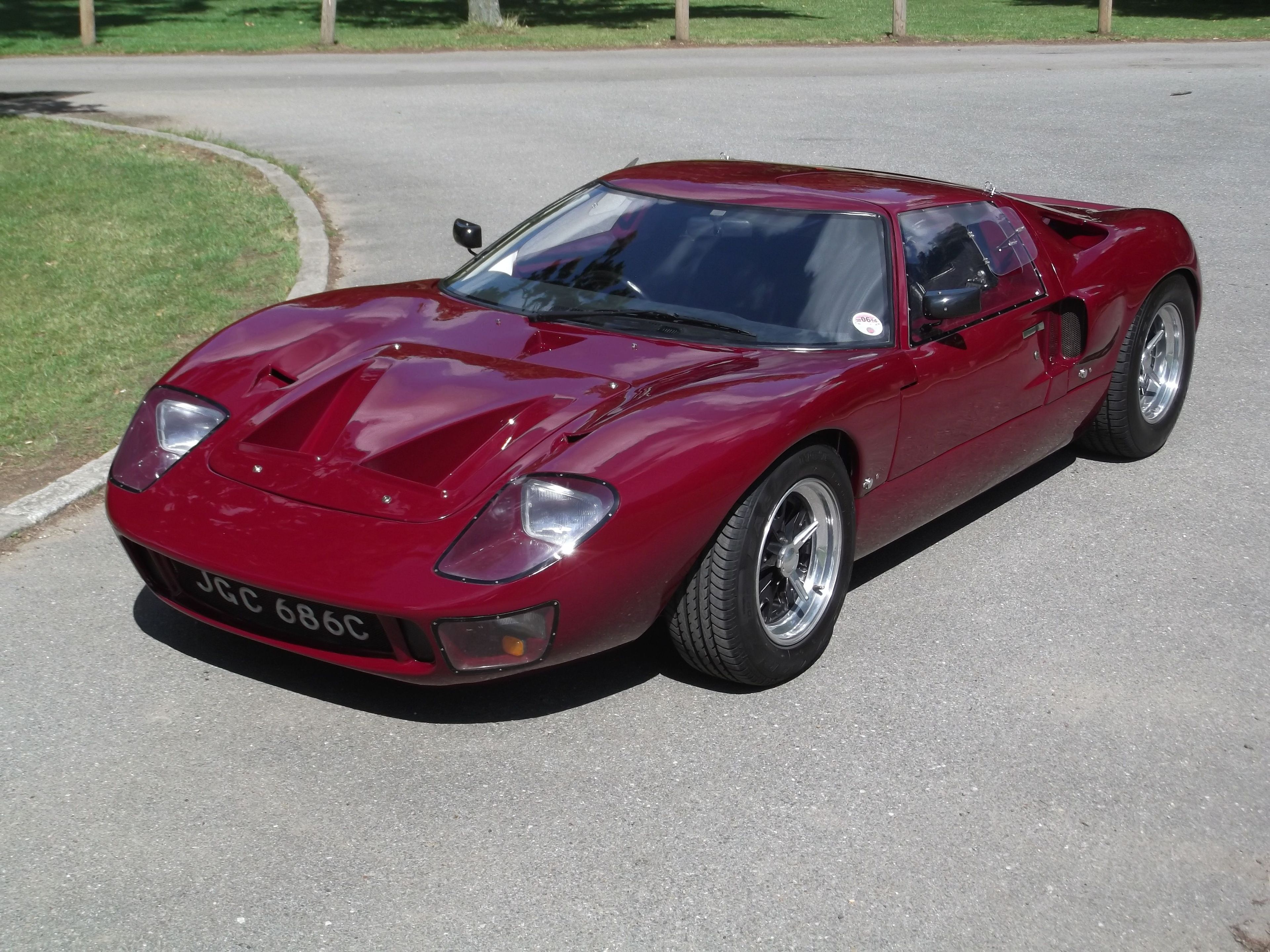 Bonhams Cars : 1992 Ford GT40 Coupé Re-creation Chassis no. KCC 032 GT ...