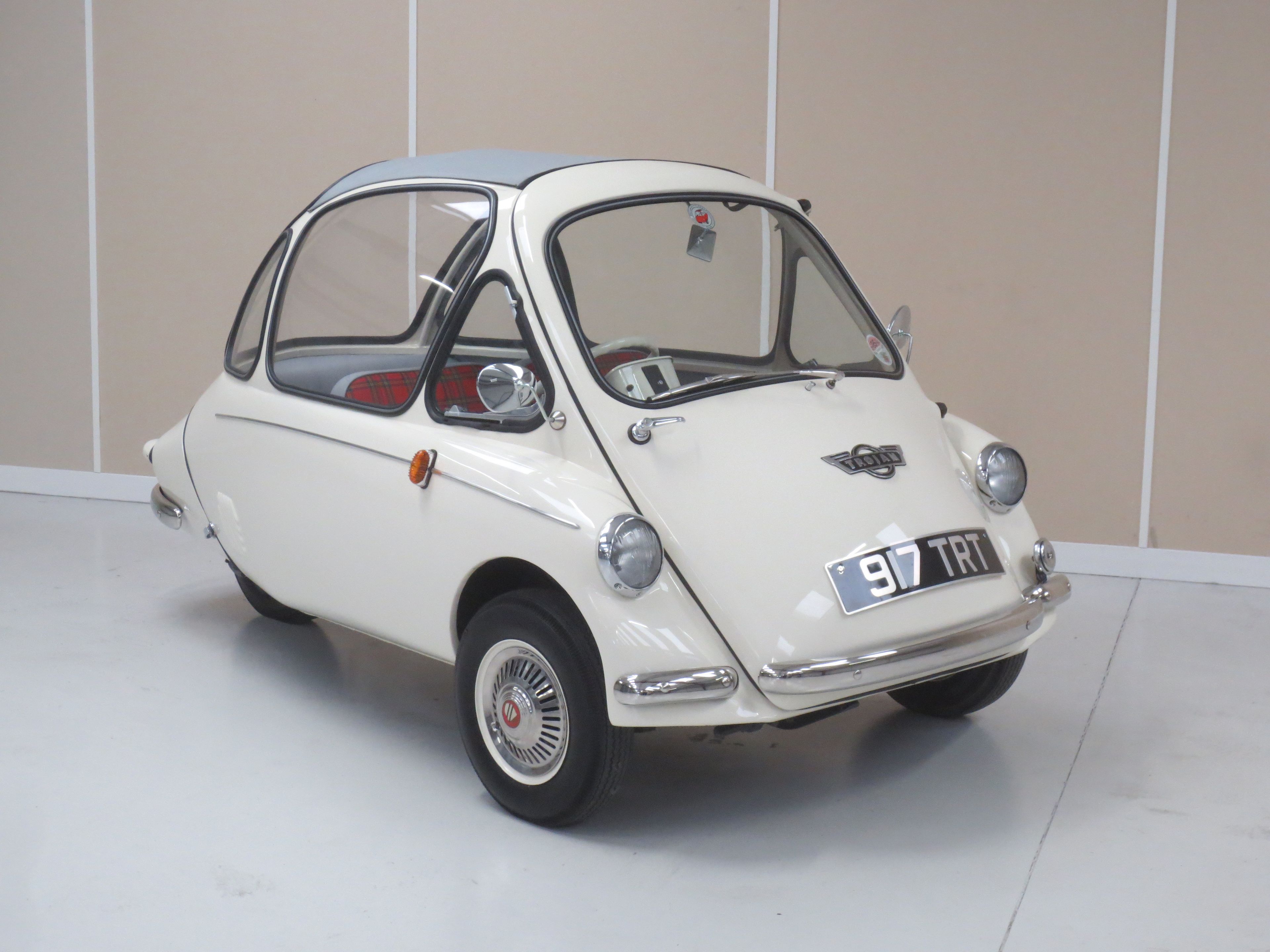 Bonhams Cars : 1964 Trojan 200 Microcar Chassis no. 1522797 Engine no ...
