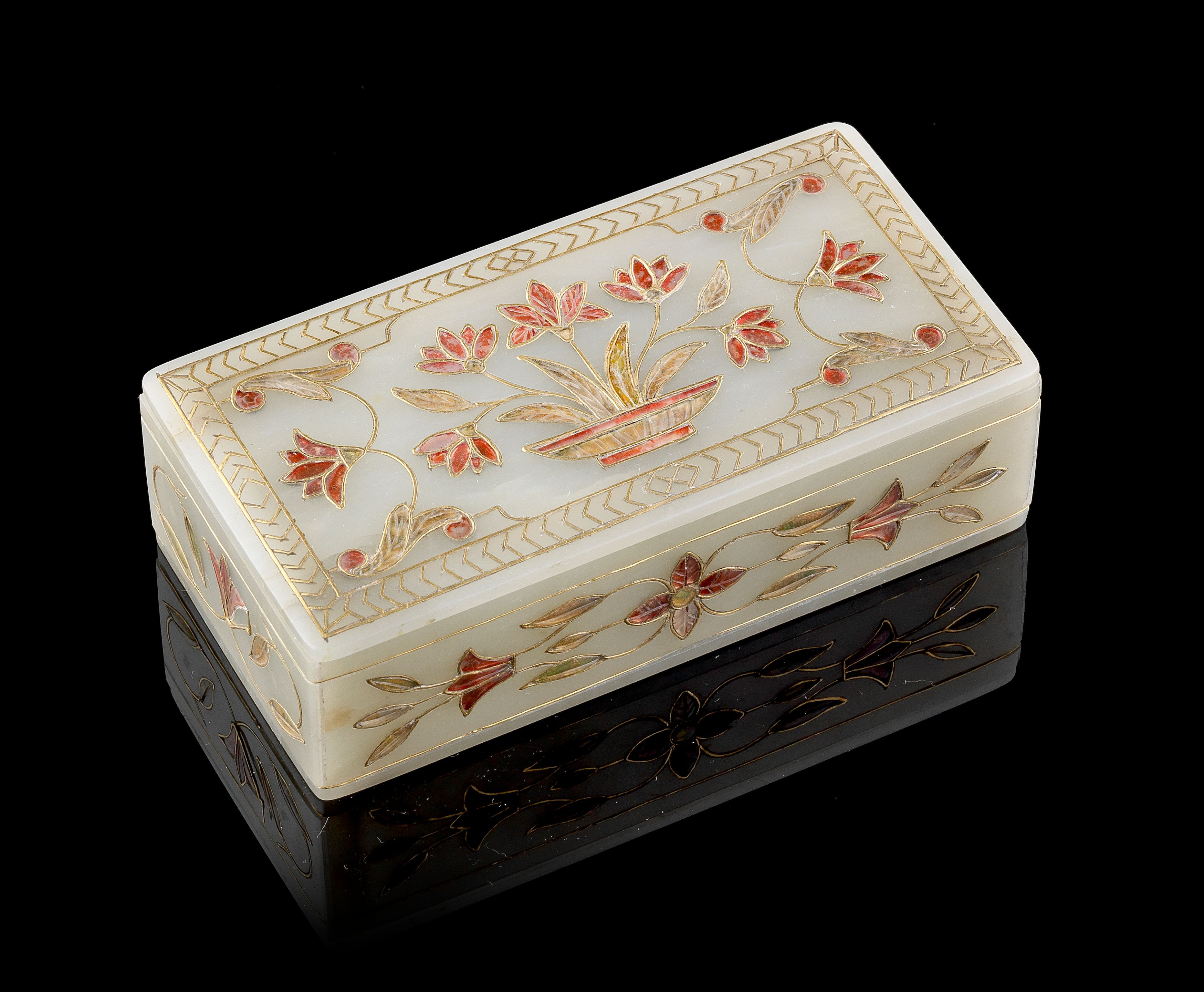Bonhams : A Mughal-style jade box and cover 19th/20th century