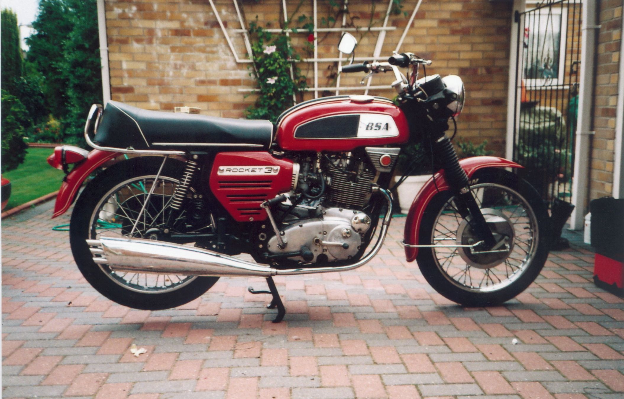 Bonhams Cars : 1969 BSA Rocket 3,1969 BSA 740cc Rocket III Frame no ...