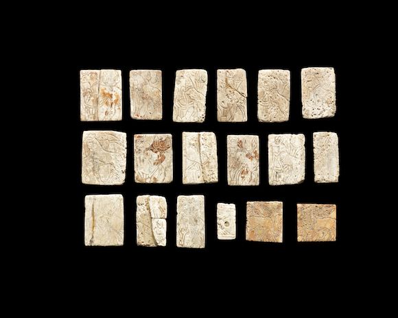 Bonhams : Twenty Sumerian shell plaques 20