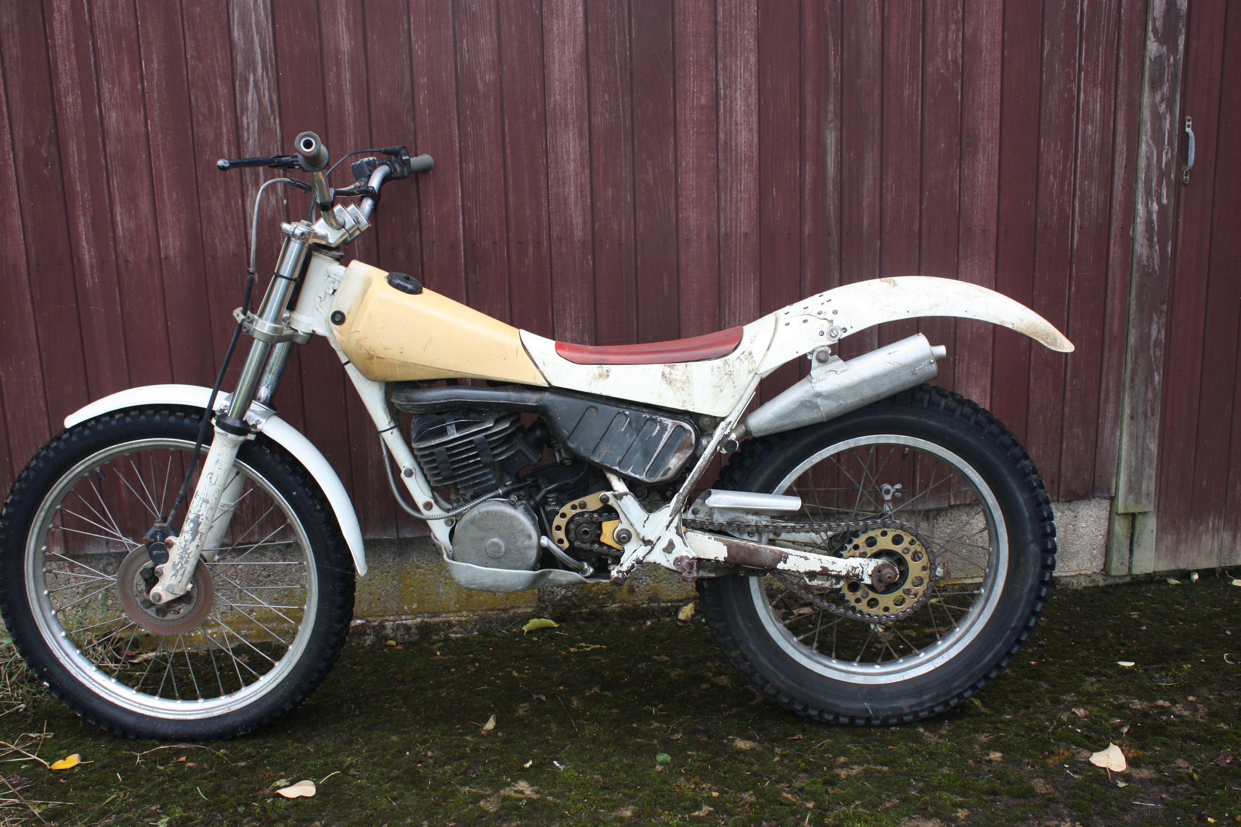 Bonhams Cars : 1986 Yamaha 250cc TY250R Monoshock Trials Frame no. 30X ...