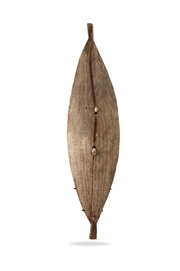 Bonhams : A Broad Shield, Murray River, Victoria Length 86.0cm
