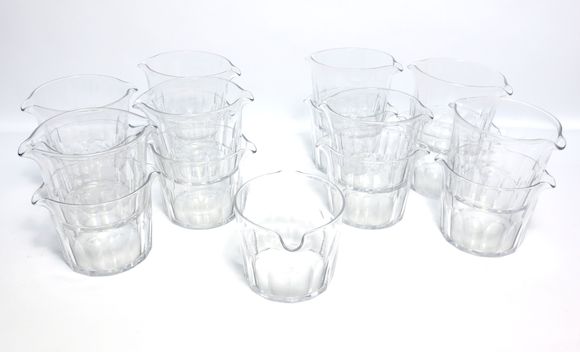 Bonhams : A set of seventeen wine glass rinsers 19th century