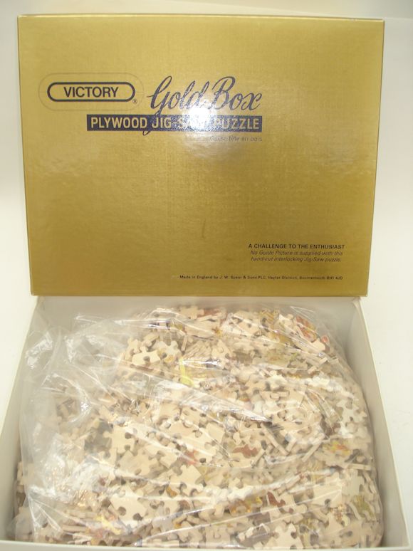 Bonhams : Ten Victory 'Gold Box' plywood jigsaw puzzles 10