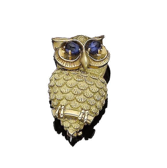 Bonhams : A sapphire owl brooch, by Cartier