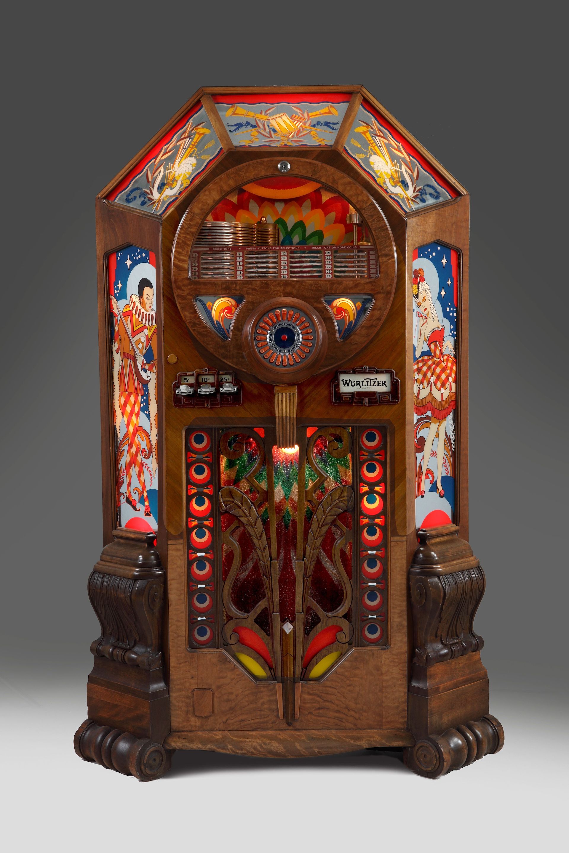 Bonhams : A Wurlitzer Victory type 950 jukebox, Amercian, 1943,