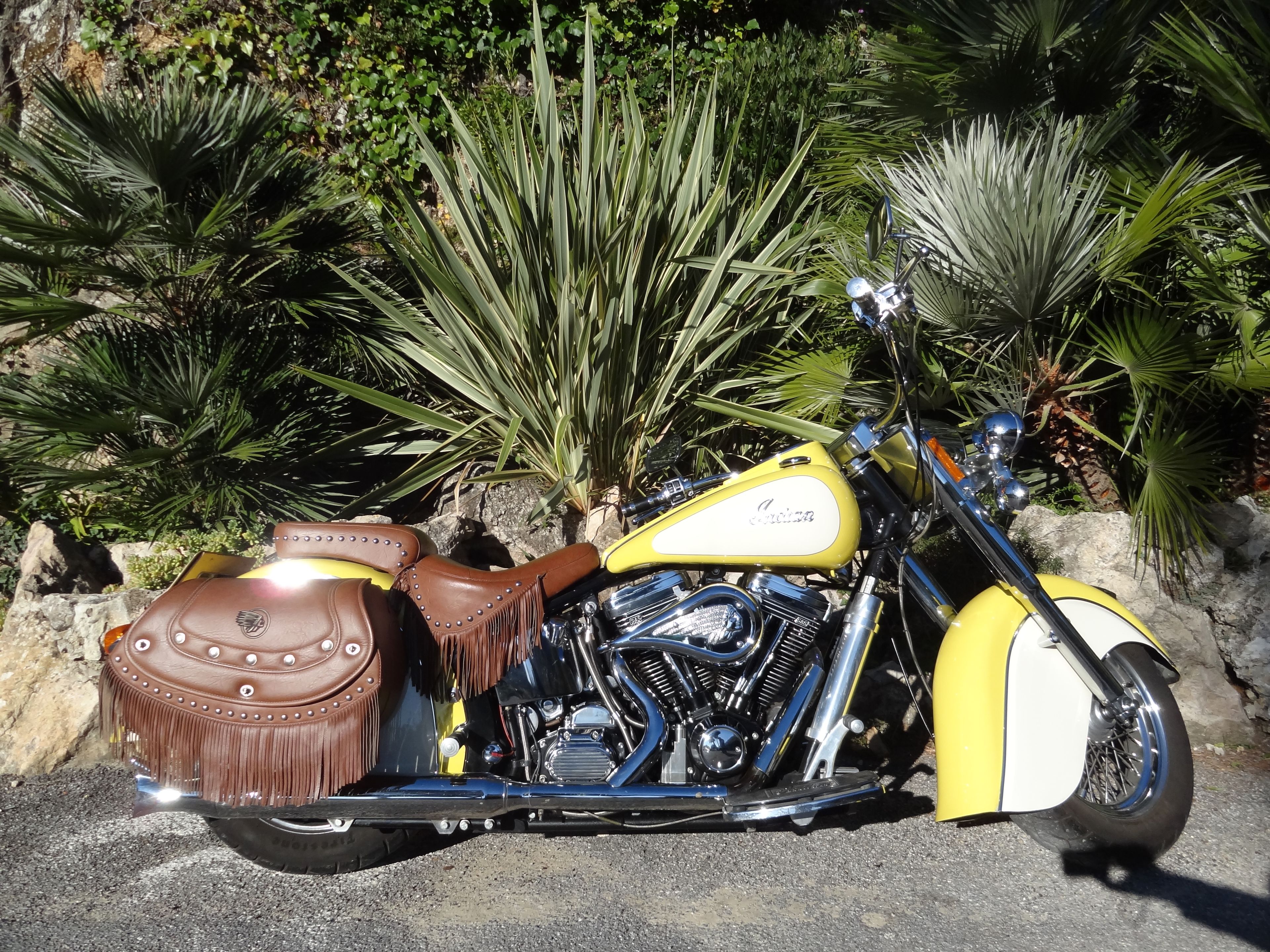Bonhams Cars : 2000 Indian Chief Frame no. 5CDCNB514YG004138