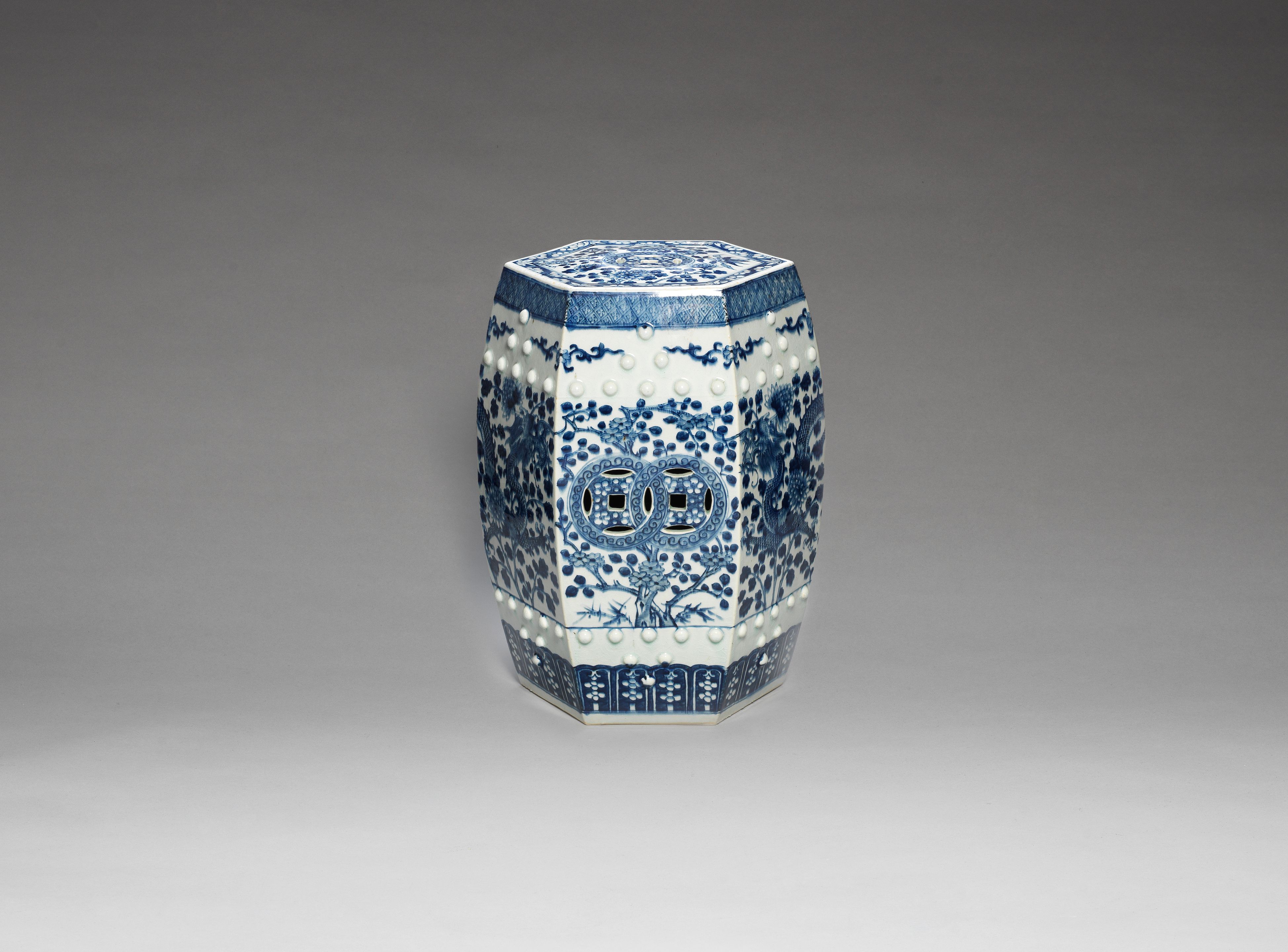 Bonhams : A blue and white hexagonal garden seat 19th century