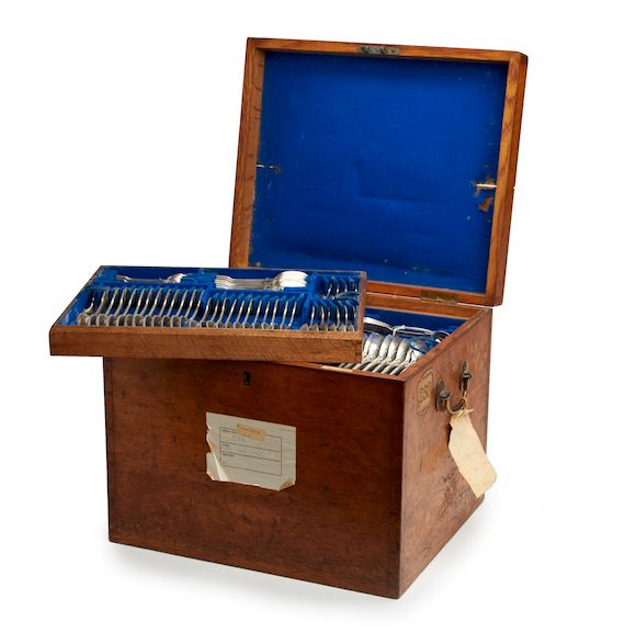 Bonhams : A Victorian canteen of fiddle, shell and thread pattern ...