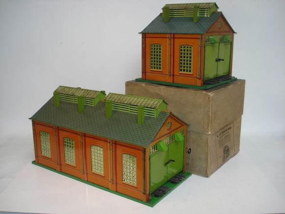 Bonhams : Hornby Series electric engine sheds and accessories 4