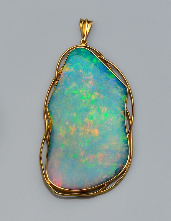 Bonhams : A large opal pendant