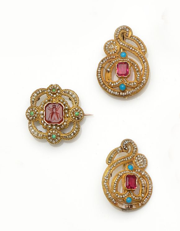 Bonhams : Three seed pearl and vari gem-set brooches (3)